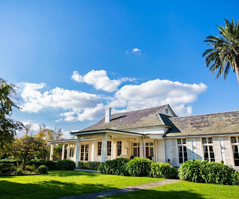 Yarra Valley Accommodation & Restaurants | Chateau Yering Hotel